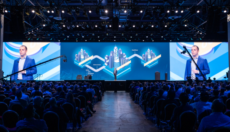 Oracle Reinforces Commitment to the UAE | CXO Insight Middle East